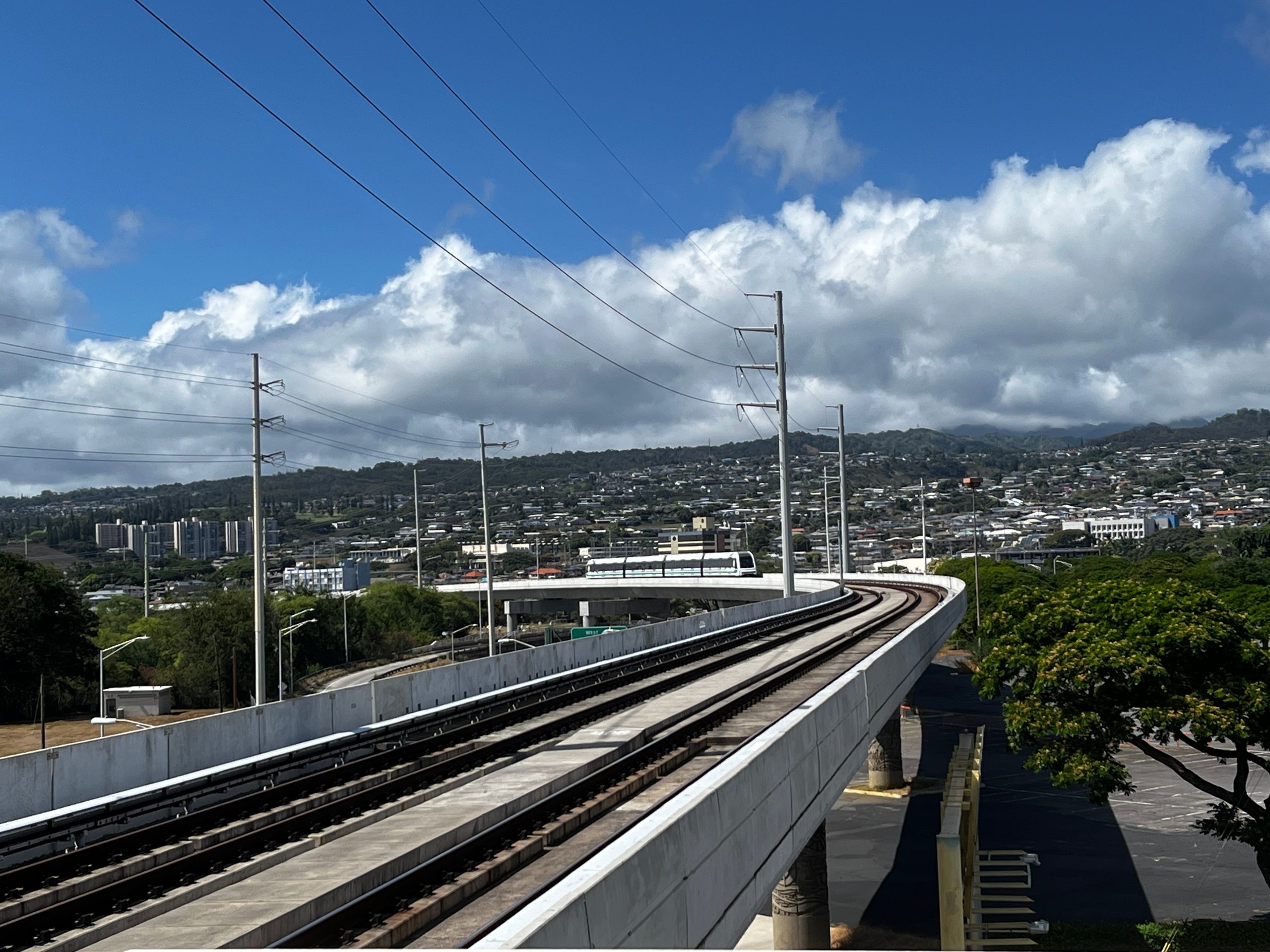 ハワイの電車「スカイライン」がいよいよ始動！ | BIHI - ハワイろぐ